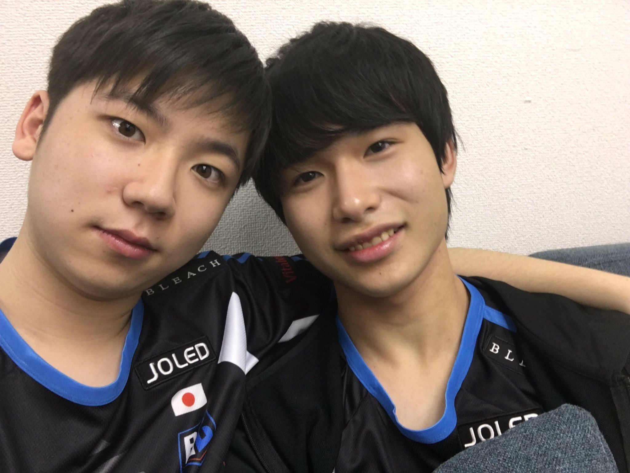 【LoL部門・お知らせ】Flaw選手、引退 – PRO-ESPORTS TEAM｜BURNING CORE