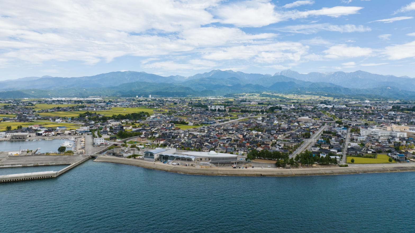 富山県滑川市に“BURNING CORE TOYAMA GAMING BASE” 設立 – PRO-ESPORTS TEAM｜BURNING CORE